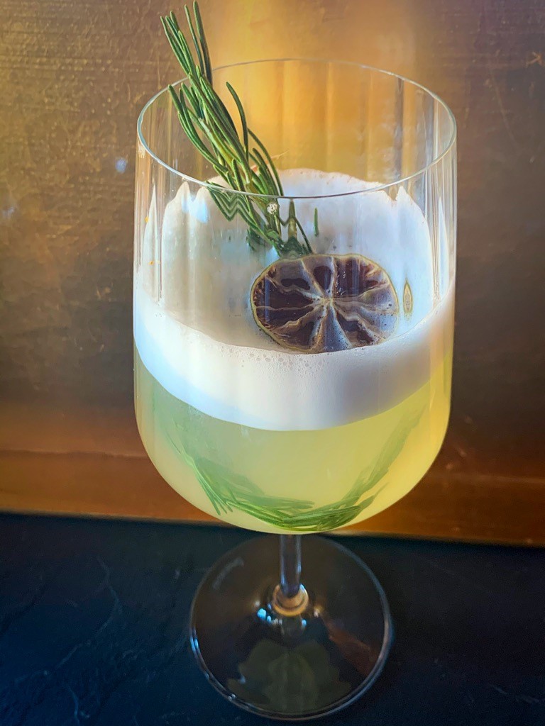 Mon cocktail du jour …. Saveurs de la Mitis avec le gin Mugo et le ...